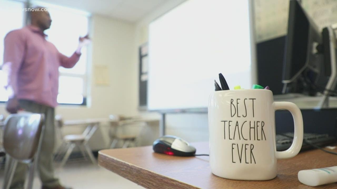 Chesapeake turns to blended learning, teaching students online, in-person at same time