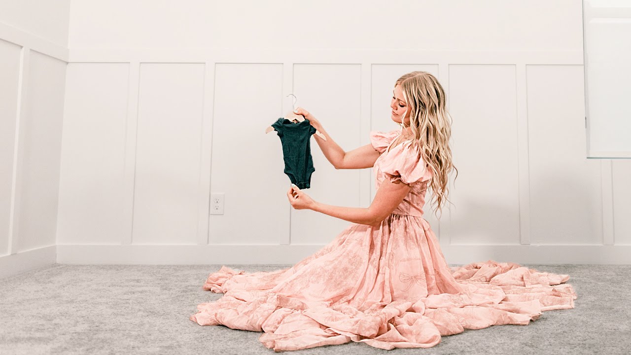 Bella Lambert - Missing Pieces (Official Music Video)