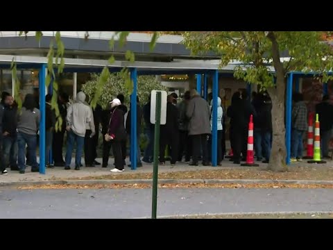 Dearborn school board resumes meeting surrounding banned books after disruption
