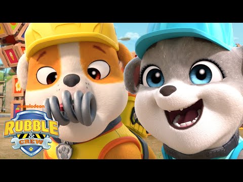Rubble & Motor Build a Play Space & Clean Up the Barkyard! w/ Mix, Charger & Wheeler | Rubble & Crew