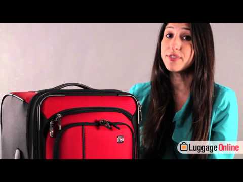 Victorinox Swiss Army Werks Traveler 4.0 - Reviewed by LuggageOnline.com - Luggage Online