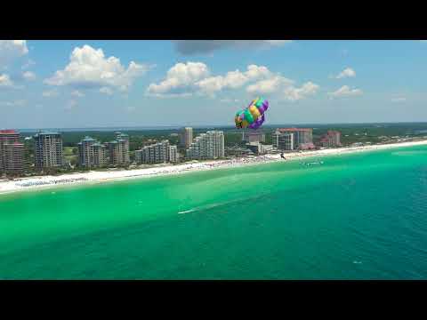 Parasailing in Miramar Beach at Sandestin