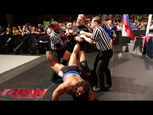 5 WWE legends who approved of Superstars using their finishers