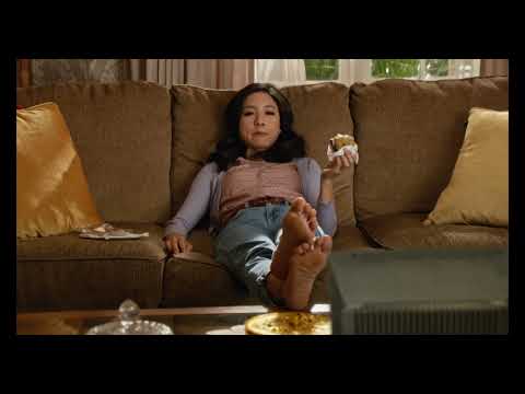 Constance Wu (Feet Soles) 4K