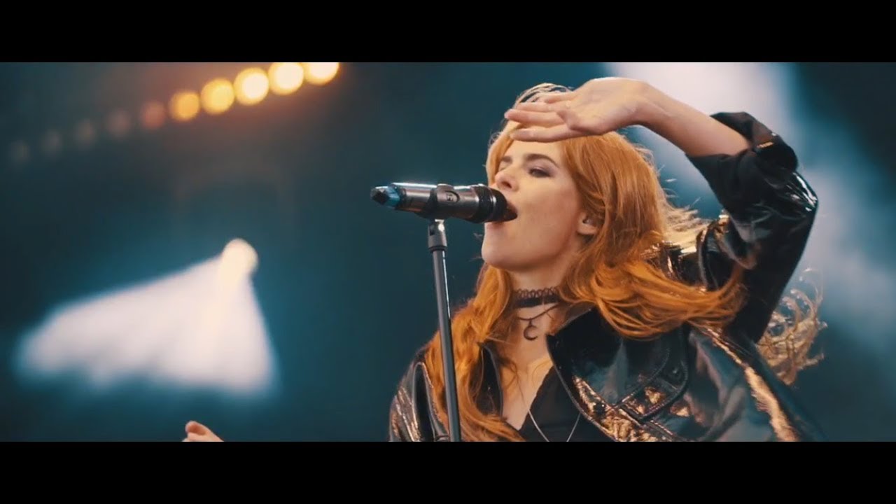 Dotter Artist | Nyfikna Människor