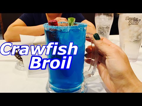 What’s at Storming Crab?! #foodblogger #vietfood #crawfish #seafoodboil