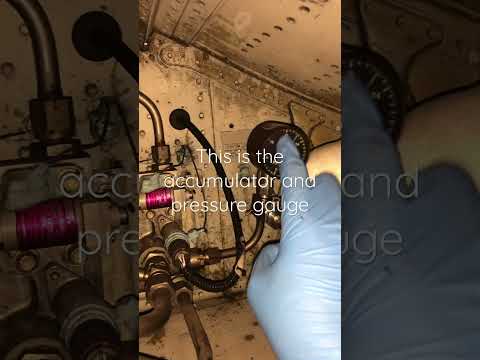 Airbus A320 brake accumulator #aircraft #aircraftengineer #aviation #shorts #a320 #airbus #boeing