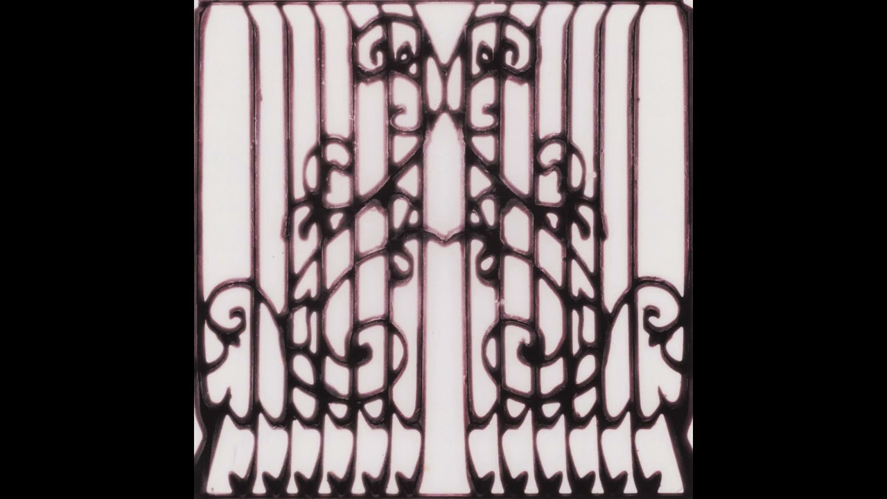 Model/Actriz - Departures (Audio)