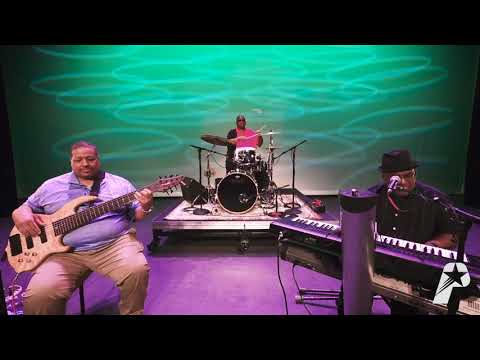 Hire Linny Nance & Network, the Band - Jazz Band in Dallas, TX | GigSalad