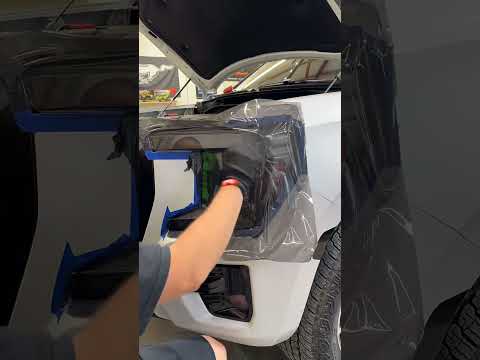 Headlight tint timelapse with Luxe Film 👏🙌