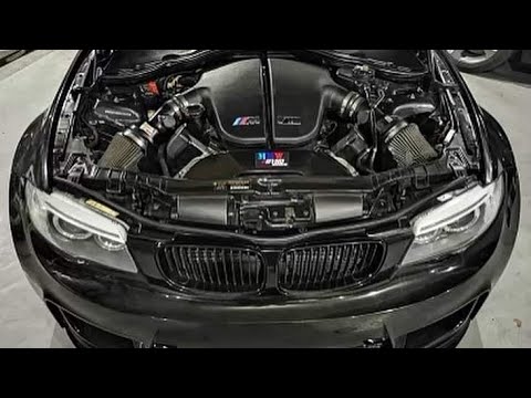 BMW 1M Swapped with S85 V10 E60 Engine !