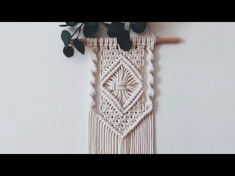 Boho macrame wall hanging tutorial - Easy beginners DIY