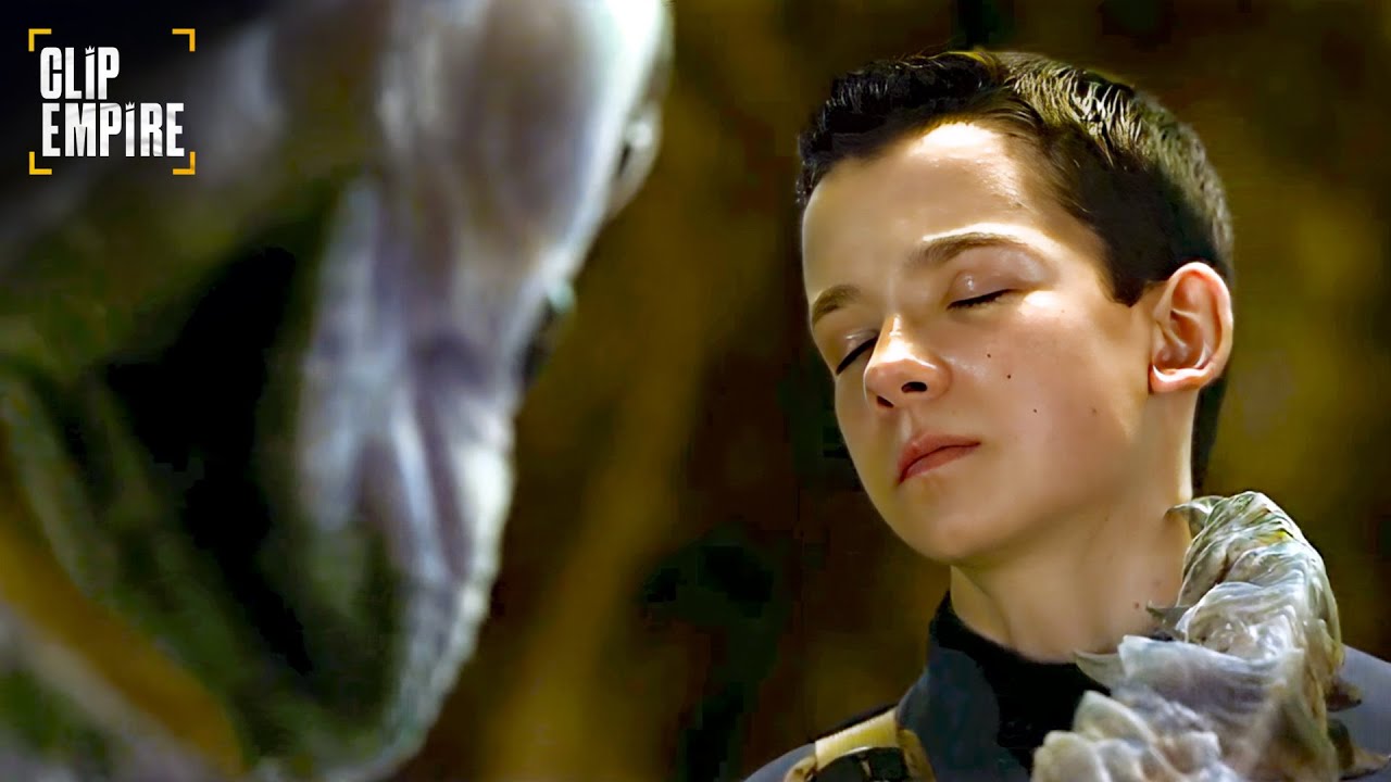 Ender Shows Remorse to the Formic Queen | Ender's Game