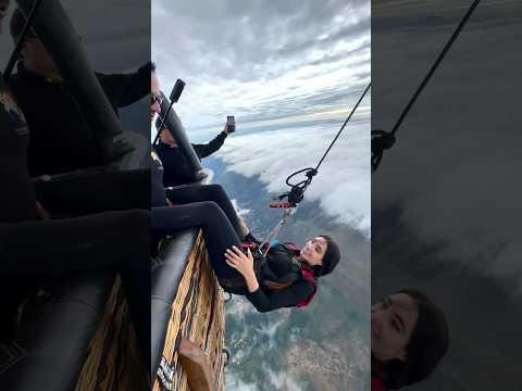 EXTREMELY GIRL @luasferrari instagram ๐/๐ฃ๐ฅ #adrenalinevibe #zheka_kz AIR BALLOON JUMPING