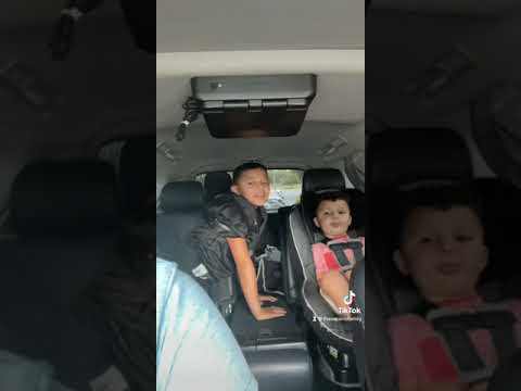 ANTHONY CANT HELP BUT KEEP FARTING IN THE CAR! AQUINO FAMILY #shorts