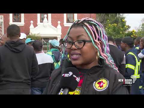 NUMSA marches at Rustenburg Local Municipality offices