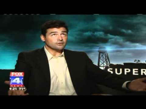 Super 8 Cast: Your Favorite Spielberg Movie