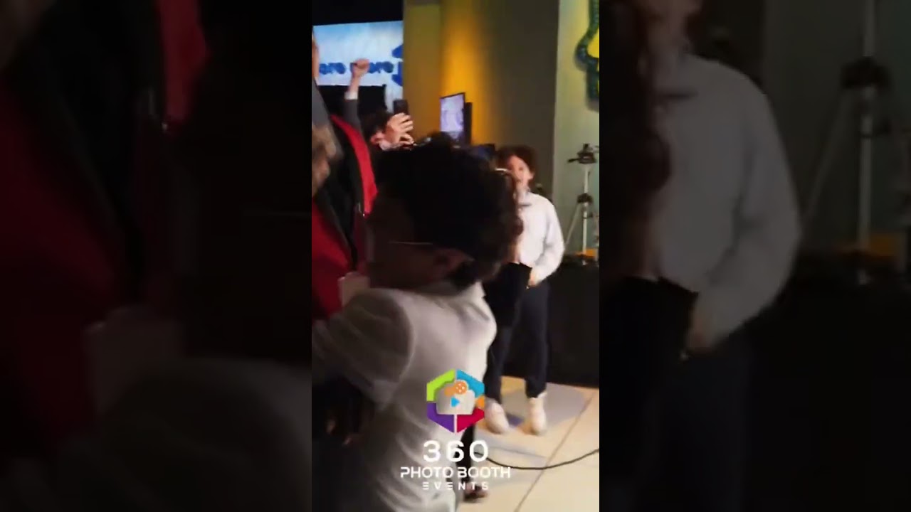 Grand Sparkler Moment Bar Mitzvah | @360photoboothevents | #shorts #barmitzvah  #360photobooth