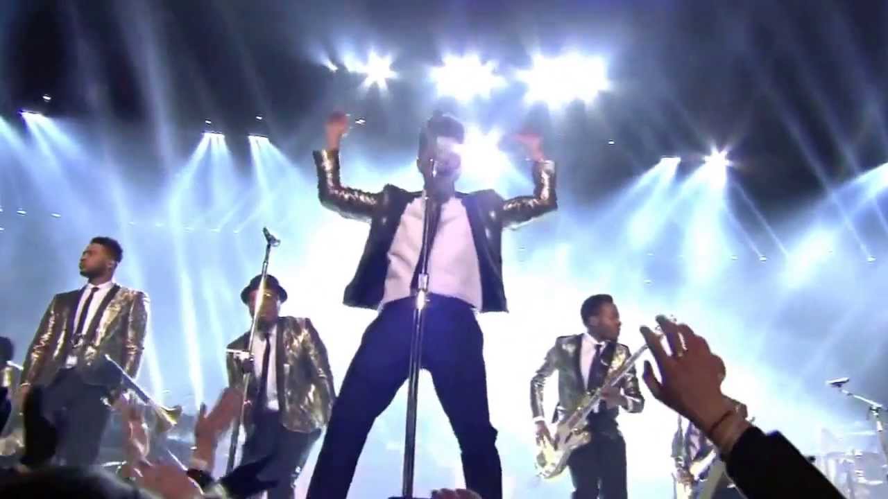 Bruno Mars Superbowl Halftime Show 2014  Ft  Red Hot Chilli Peppers
