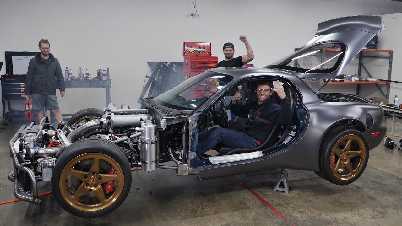 Stripped Out Mazda RX-7 Has AWD and Billet 4-Rotor Turbo - autoevolution