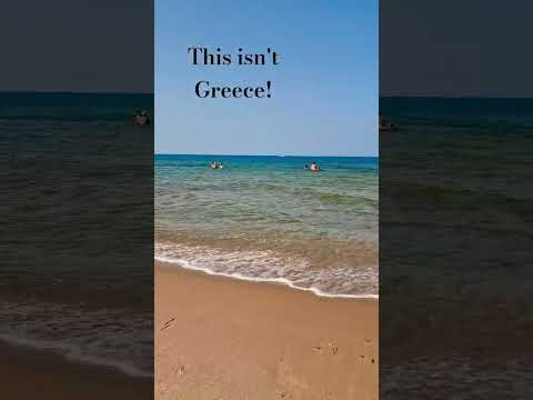 WHO KNEW there were such amazing beaches here?!! ๐น๐ณ #Tunisia #travel #sidibousaid #beach #greece