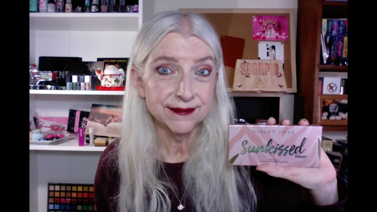 TRYING VIOLET VOSS EYESHADOWS FOR THE FIRST TIME