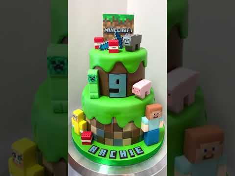 Minecraft cake