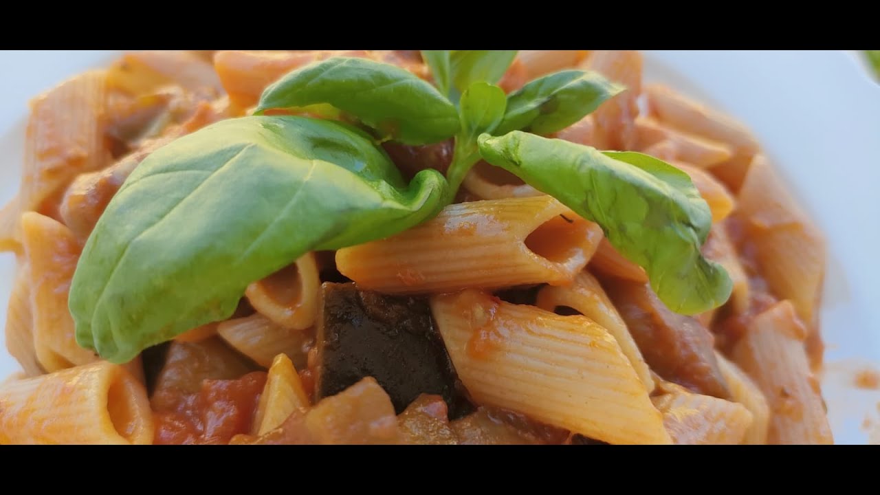 Pastasciutta con zucchine e salmone affumicato ❣️ Pranzo della Domenica ❣️👍👍