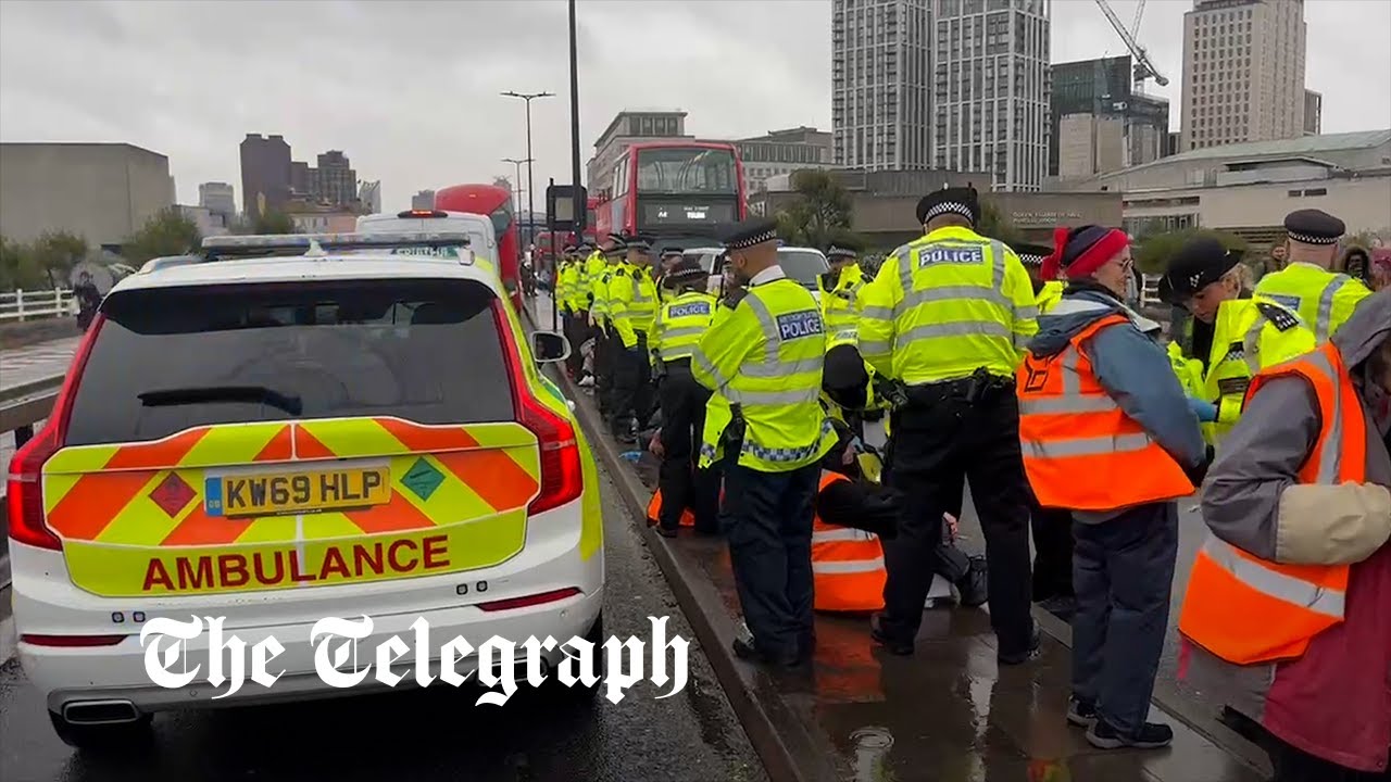 Watch: Paramedic rushing to ‘life and death’ emergency begs police to ...