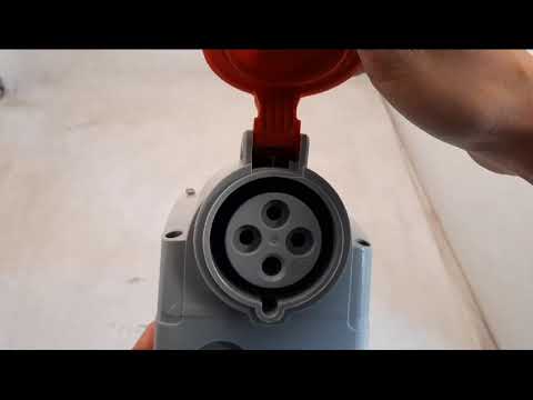 Surface Mounting Socket 4P 32A Legrand Reff 555258