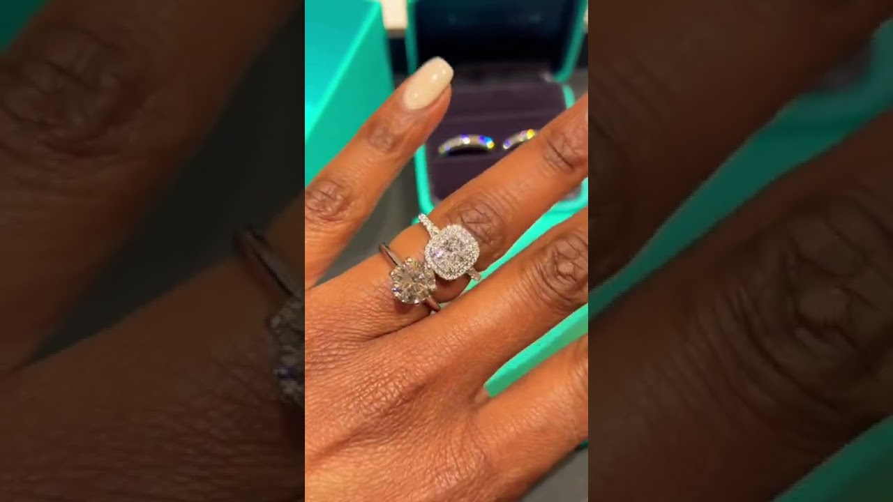 Tiffany Setting Solitaire or Tiffany Soleste ? | Full review loading 💎💍