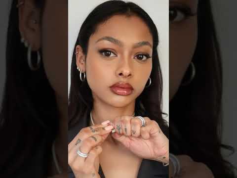@JaydePierce styling our beloved studded chain bracelet and necklace 🤩 #PandoraJewellery #shorts