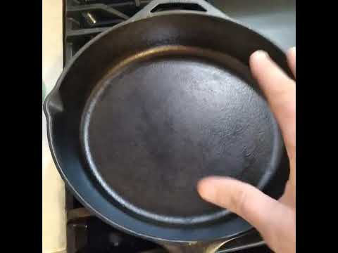 How to season a cast iron pan, what is seasoning a cast iron pan.
