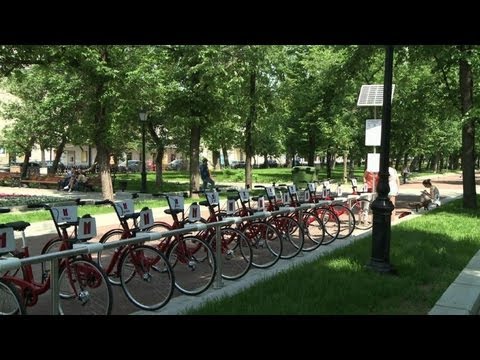 Russian capital launches bike-sharing service
