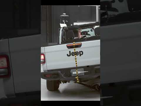 2022-23 Jeep Gladiator goes through updated moderate overlap test #crashtesting #automobile