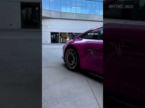 Porsche GT3 equipped with the Manthey performance kit !