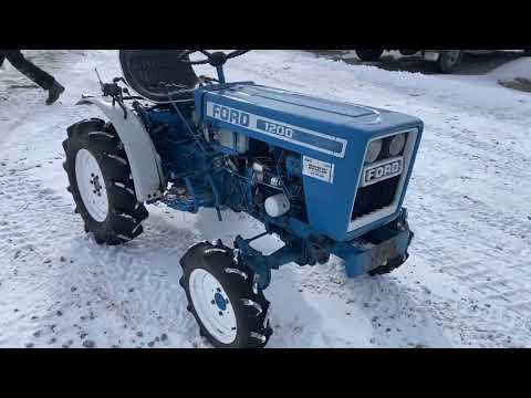 1980 Ford F-1200 4WD Tractor - Wild Rose Auction Services