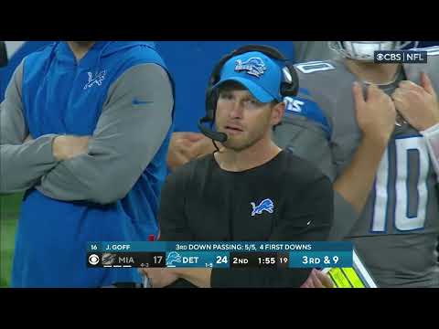 Lip Reading Coach Ben Johnson of the Detroit Lions