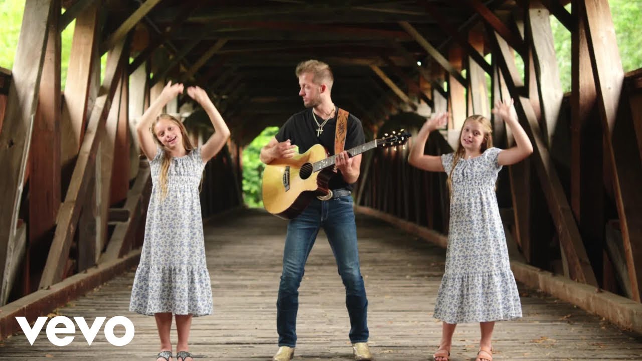 LeRoy Stoltzfus - The Love of Jesus (Official Music Video) ft. Danica & Destiny