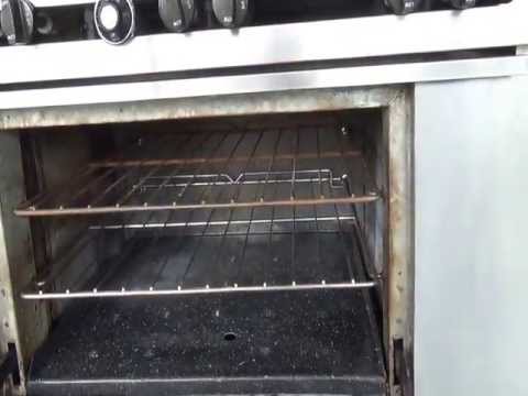 Southbend 303 Commercial Restaurant 6 Burner Stove Range with Griddle and oven