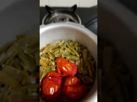 Simple indian broad beans curry#Foodismylovelang#Loveforcooking#mylovelanguage#food#happiness