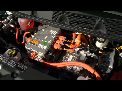 Isaacson: Skilled Workers for EV Stations