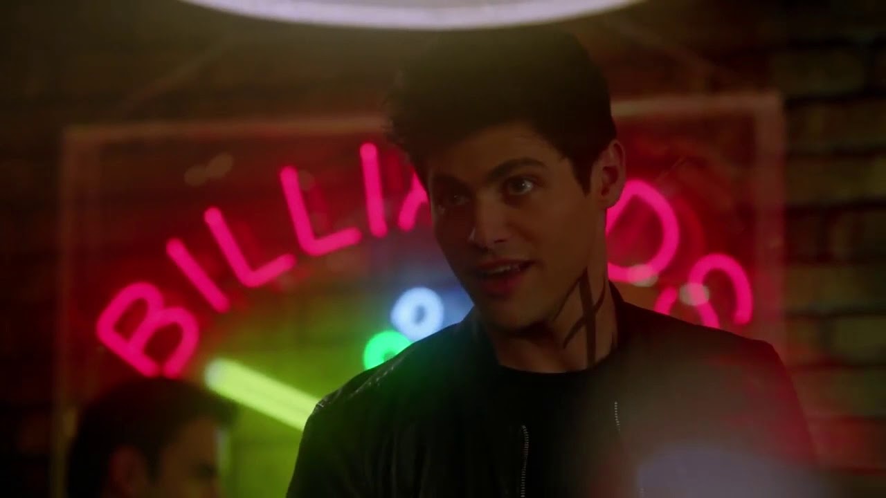 ALEC LIGHTWOOD IS BEAUTIFUL