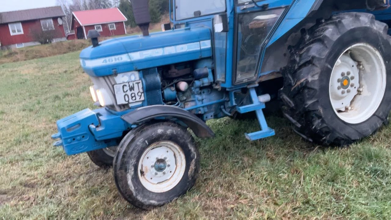 Veterantraktor Ford 4610, Flen, Klaravik auktioner