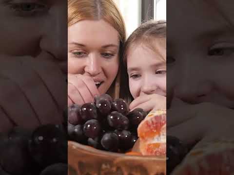 Lose Weight with Grapefruits: The Science Behind It #healthandwellness #weightloss #grapefruits