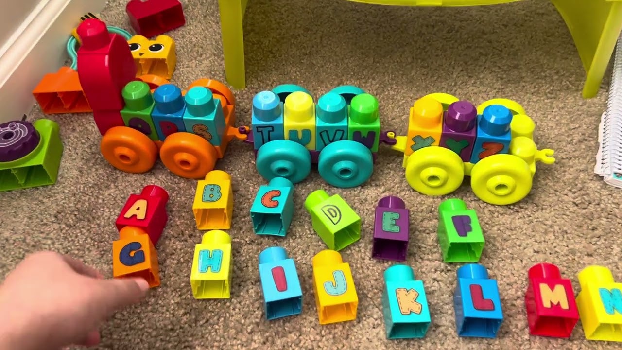 Mega Bloks ABC train assembly