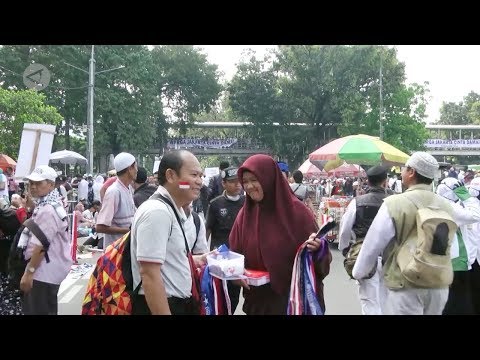 Fakta menarik dalam aksi unjuk rasa di sekitar gedung MK