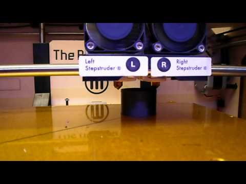 MakerBot Replicator in action