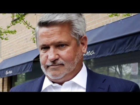 Trump likely to name ex-Fox News executive as White House comms director