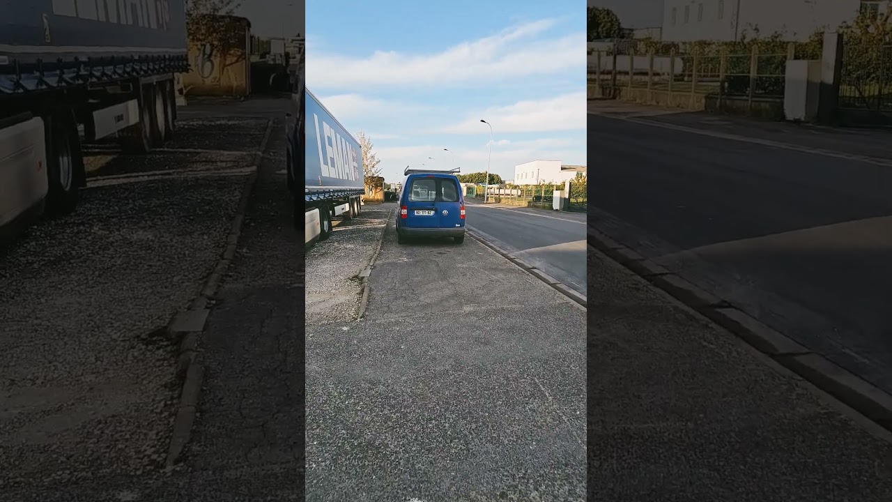 o parcat asa de bine șoferul  masina pe trotuar,ca nu are pe unde trece oameni